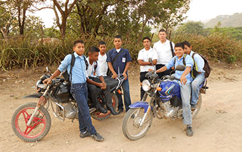 Mission Priest – Life of a Catholic Missionary Priest in Honduras